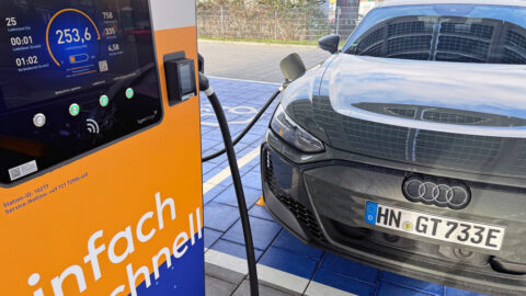 Audi RS e-tron GT: Performance für Genießer - Edison - Heimat der ...